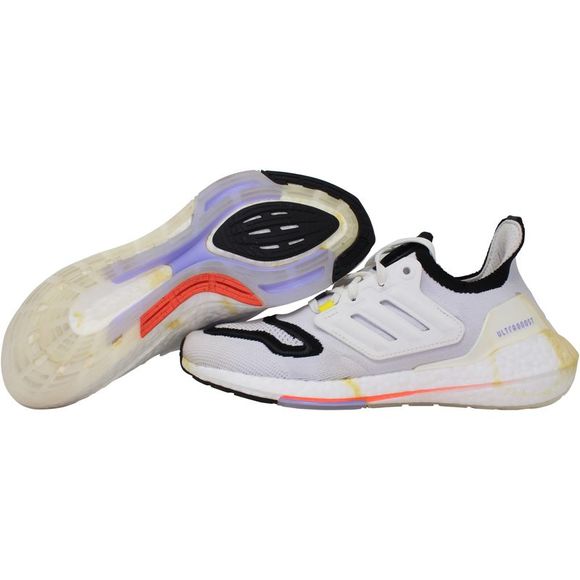 adidas | Shoes | Adidas Ultraboost 22 Cwhitecwhitesolred Gx87 Womens ...